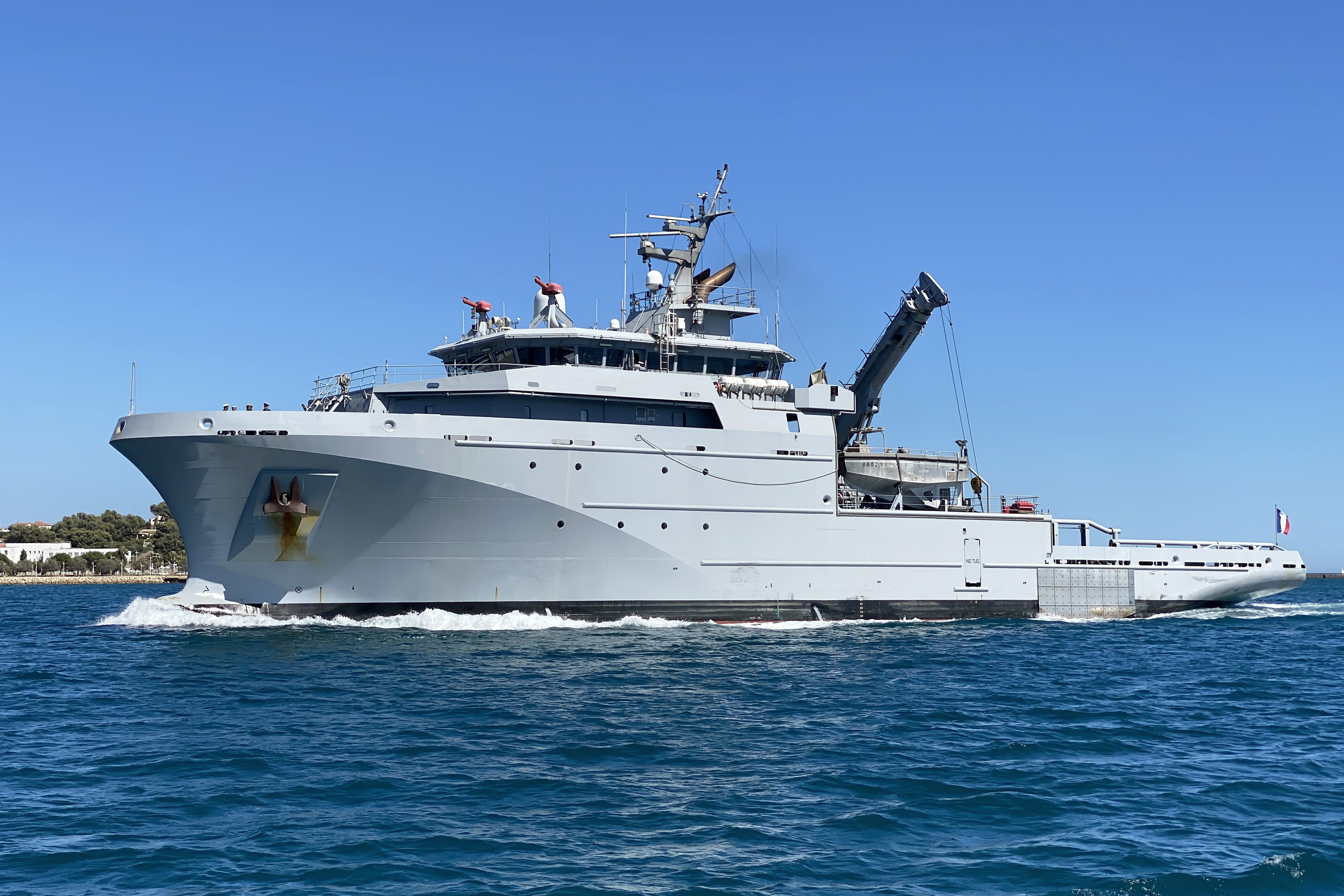 Le BSAM Loire effectue une quatrième rotation humanitaire entre Chypre et Gaza | Mer et Marine